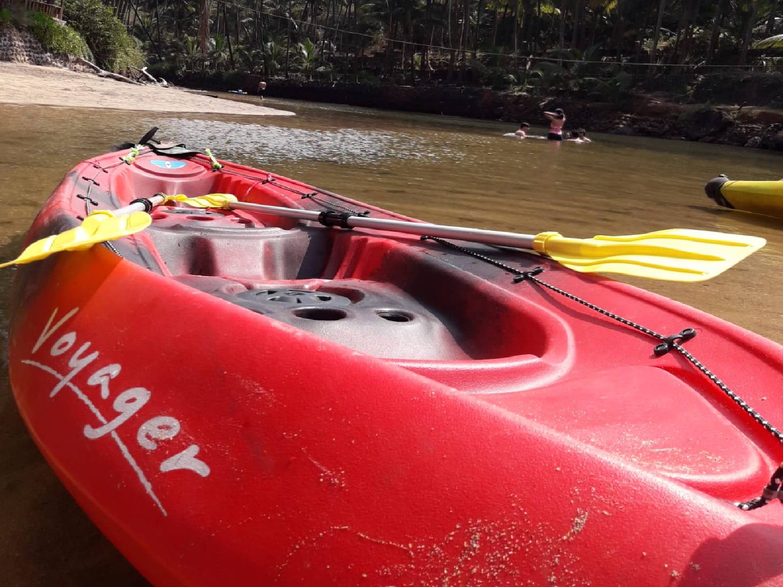 Cola beach kayaking-sashi kayaking